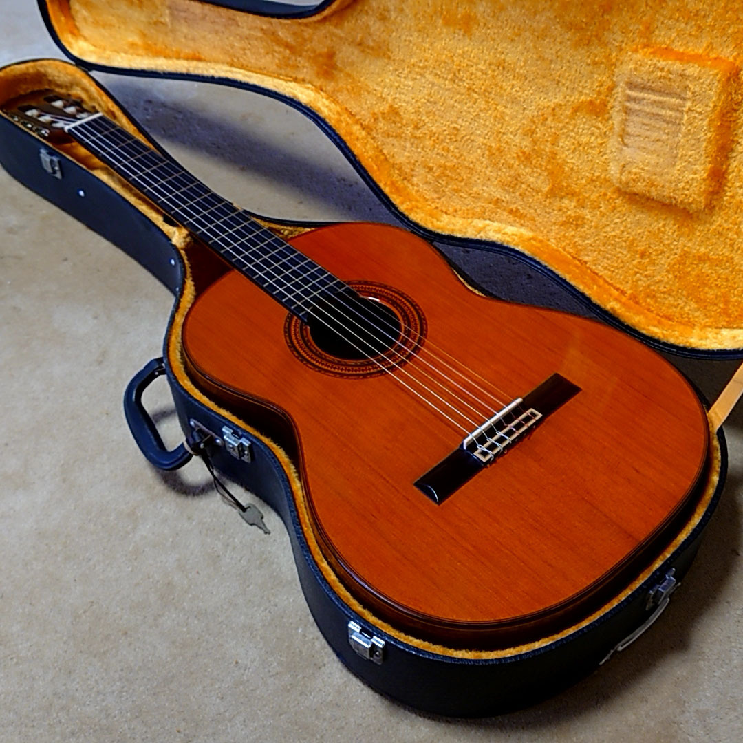 Yahoo!オークション - 俣野勝 No.400 クラシックギター 1974年製 ケー...