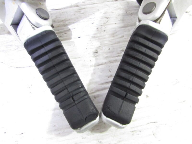 Yahoo!オークション - ZEXT ドゥカティ ST4 お買得 純正 タンデムステ...