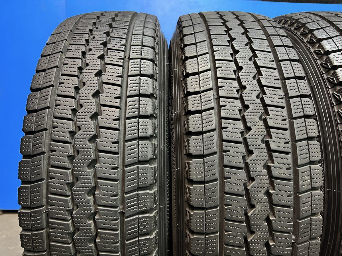 Yahoo!オークション - 195/80R15 107/105L LT DUNLOP 23年製 バリバリ...