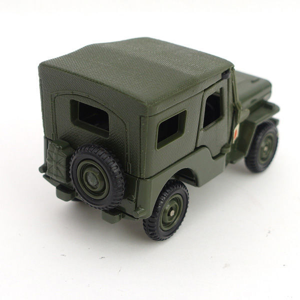 Yahoo!オークション - TOMICA トミカ ダンディ JEEP 自衛隊 J3R 1 42 ...
