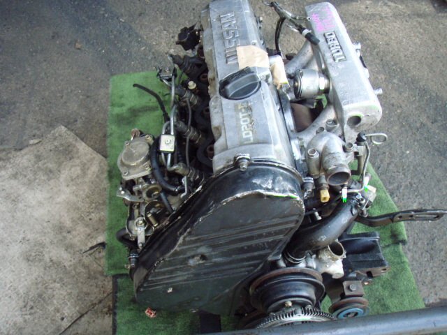 Yahoo!オークション - KSE24 日産 キャラバン LD20-T エンジン 本体 37...