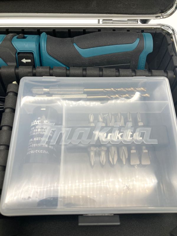Yahoo!オークション - 16【Z07】 中古 makita マキタ DF012D コードレ...