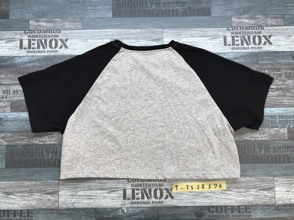 Yahoo!オークション - DAZY レディース ラグラン ショート丈 半袖Tシャ...