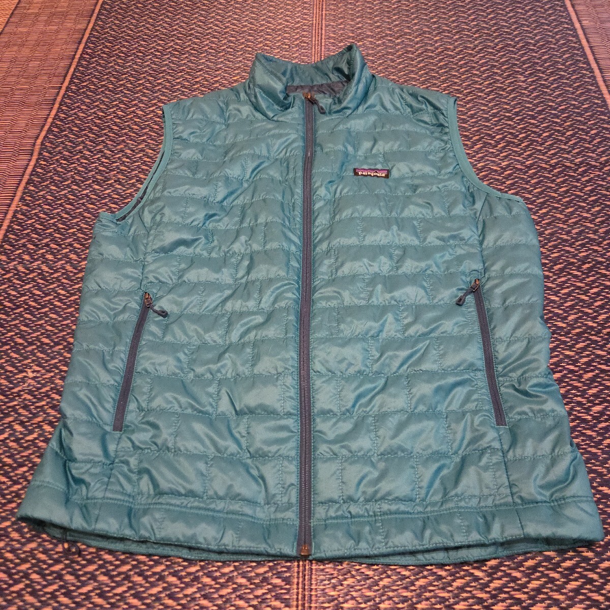 Yahoo!オークション - patagonia パタゴニア ナノパフ ベスト メンズL ...