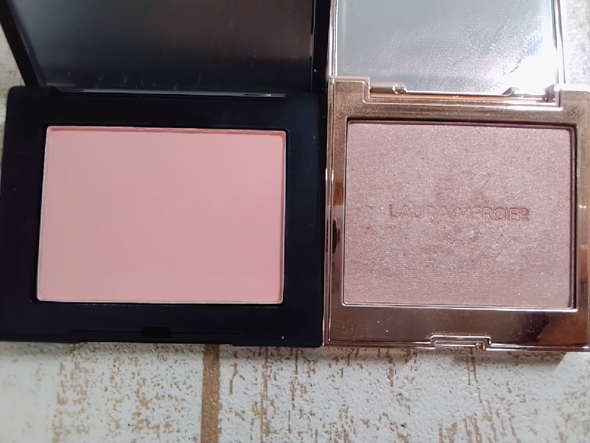 Yahoo!オークション - コスメ NARS ナーズ ルナソルほか 5点 エモーシ...