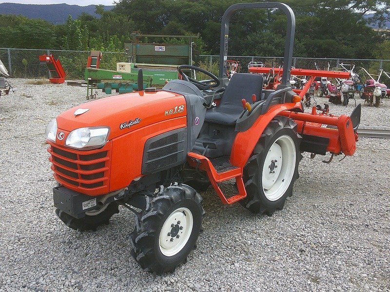 Yahoo!オークション - Ω商管 クボタ トラクター KB18 パワステ 逆転 ...