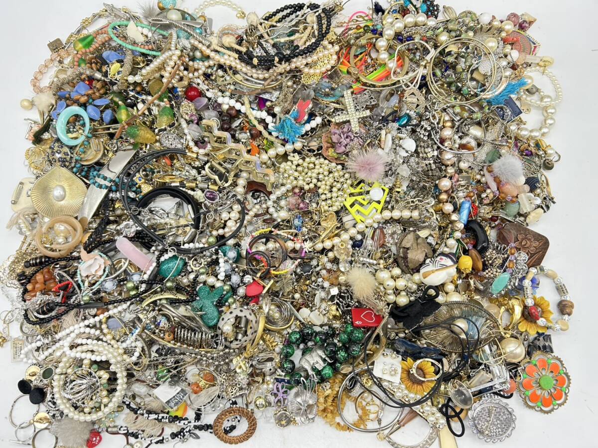 Yahoo!オークション - ジャンク アクセサリー 約6.7kg ネックレス リン...