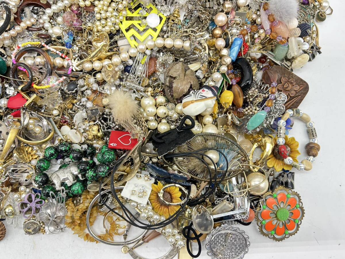 Yahoo!オークション - ジャンク アクセサリー 約6.7kg ネックレス リン...