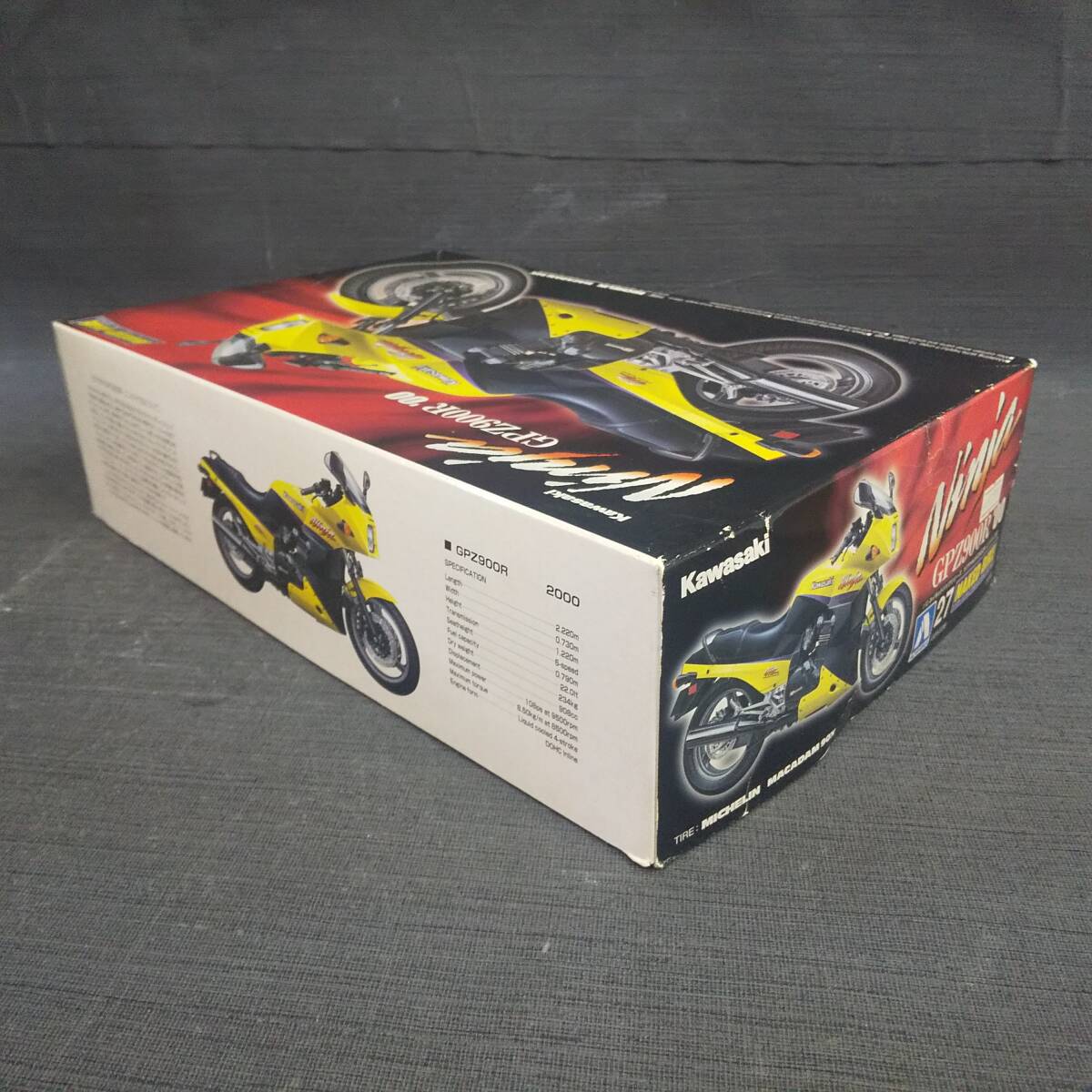 Yahoo!オークション - アオシマ 1/12 Kawasaki Ninja GPZ900R '00 カ...