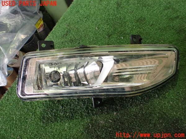 Yahoo!オークション - 2UPJ-26421180]日産リーフ(ZE1)右フォグ 中古