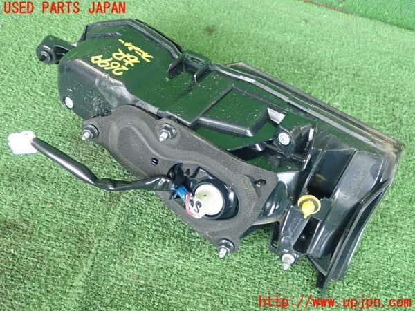 Yahoo!オークション - 2UPJ-26991550]レクサス・NX200t(AGZ15)右リアフ...