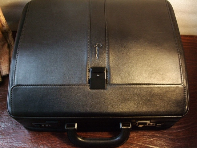 Yahoo!オークション - 高級本革 OFFERMANN オファーマン 3ダイヤルロッ...