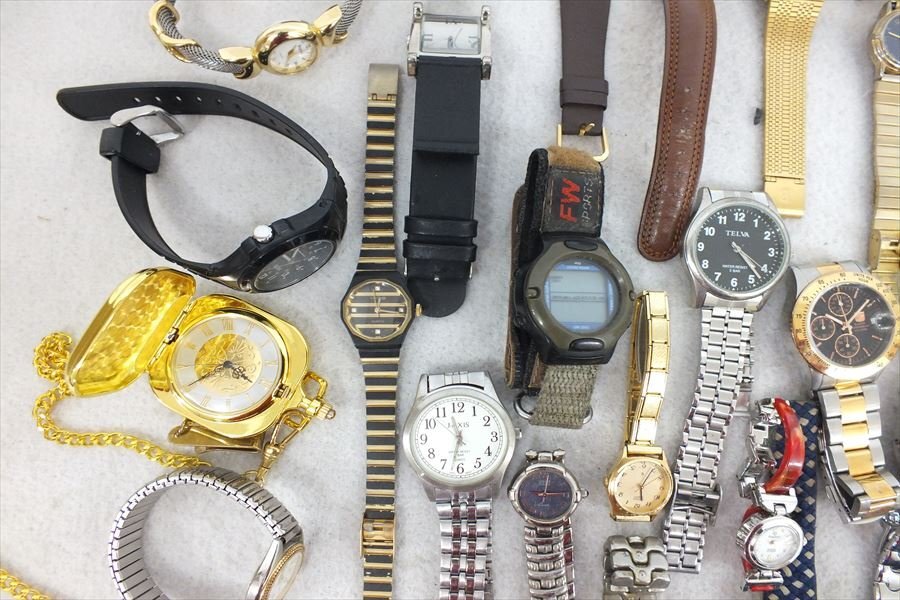 Yahoo!オークション - 【01】腕時計多数まとめて 約80本 約3.4kg メー...