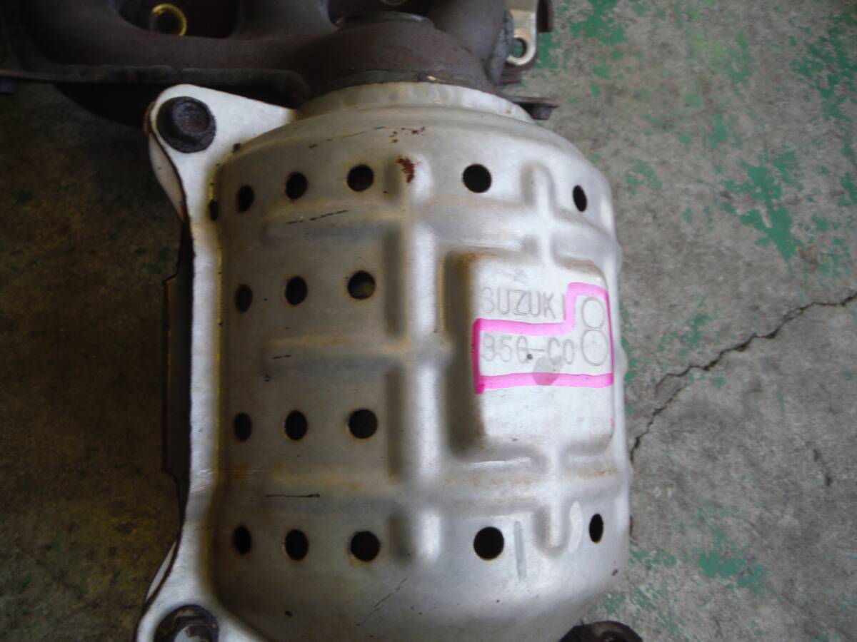 Yahoo!オークション - 【触媒】スズキ 軽自動車 エンジンK6Aの触媒x3個...