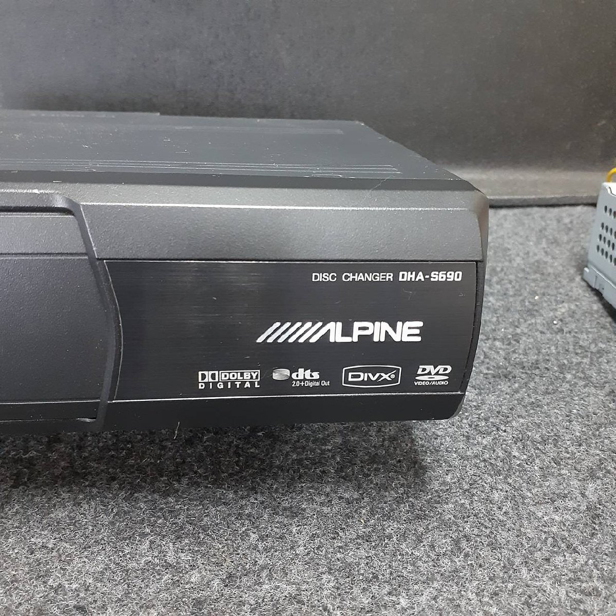 Yahoo!オークション - ALPINE アルパイン DHA-S690 6連奏 DVDチェンジ...