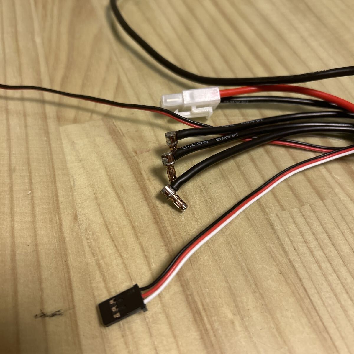 Yahoo!オークション - ジャンク品 ラジコン タミヤ TBLE-04SR ブラシレ...