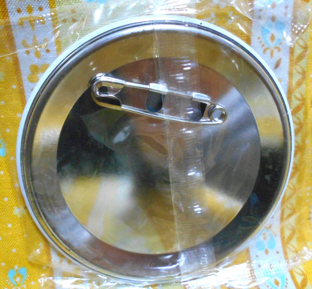 Yahoo!オークション - タレント関連グッズKARA新品未開封iphone4/4Sス...