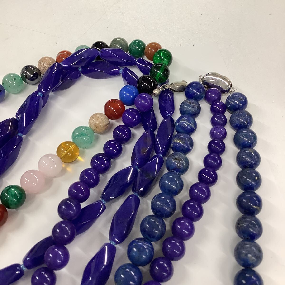 Yahoo!オークション - ユ2122H カラフル天然石・ラピスラズリ など デ...