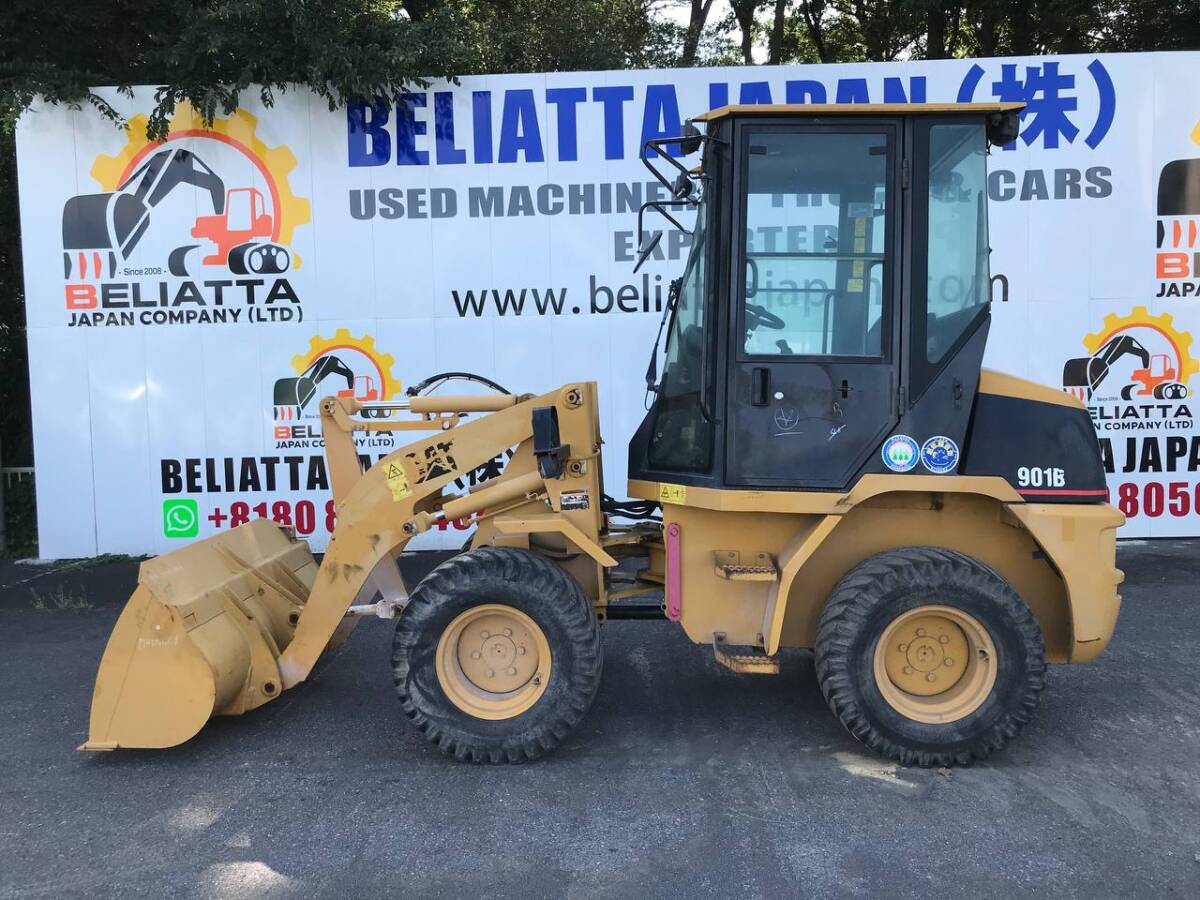 Yahoo!オークション - 即決価格で送料無料 CAT【901B】ホイールローダ...