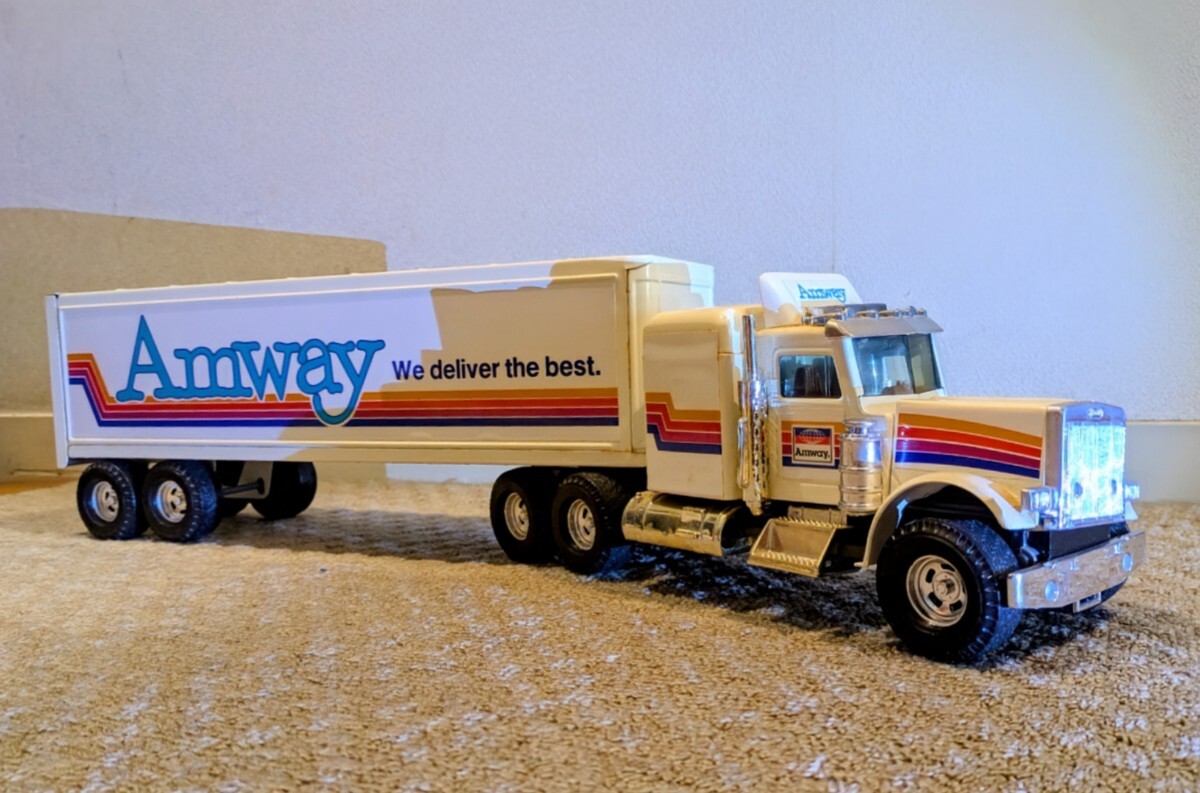 Yahoo!オークション - 【超希少/ERTL製 55cm級】Amway アメリカ本社購...