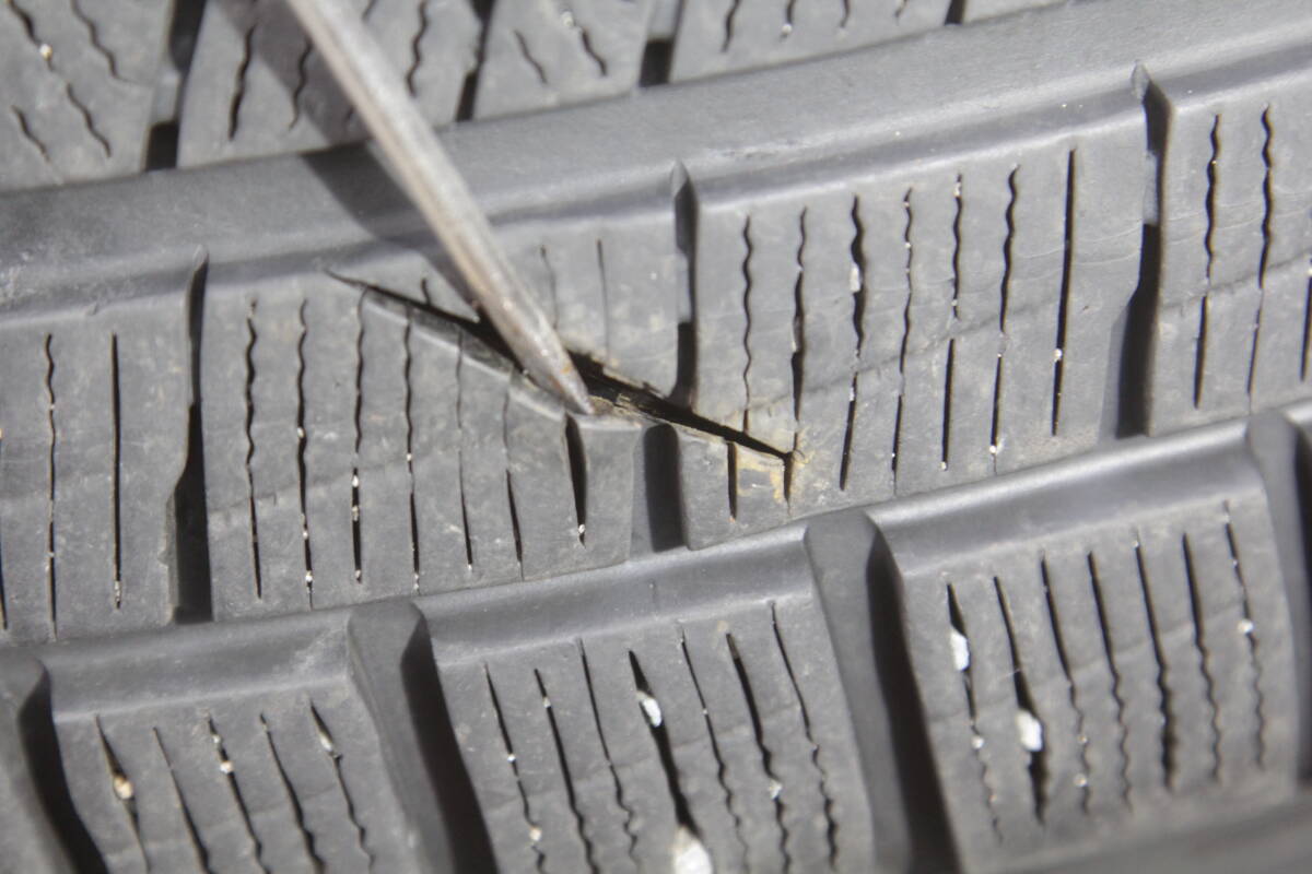 Yahoo!オークション - 済A13条件付送料無料 難有特価 20年製 ピレリ 冬...