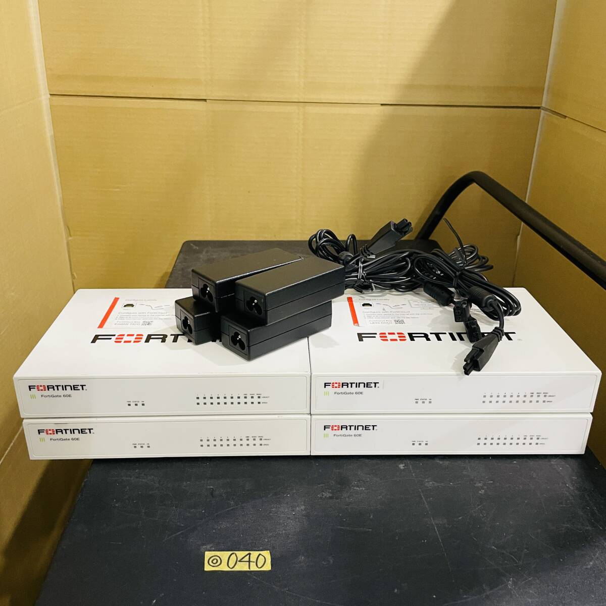 Yahoo!オークション - (ヤ) 040【4台セット／電源コード付／通電OK】FO...