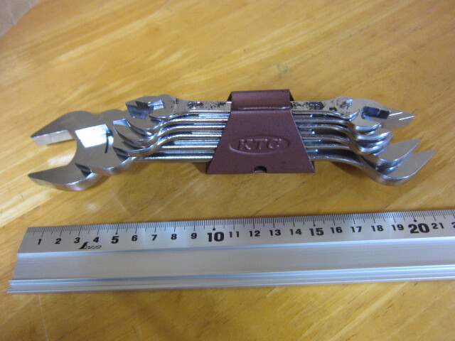 Yahoo!オークション - マニア必見 KTC/京都機械工具 スパナ5本セット ...