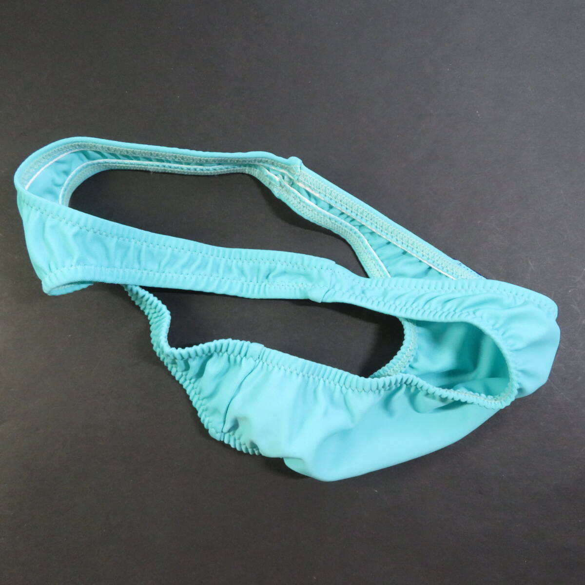 Yahoo!オークション - 未使用即決 送料無料 水 色 ブリーフ ビキニパ...