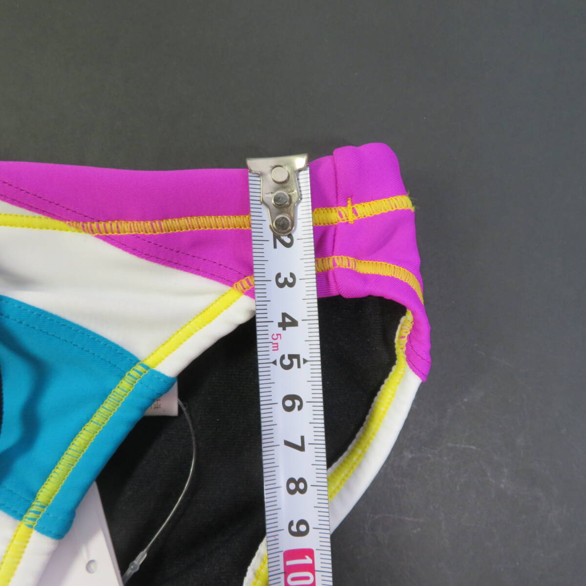 Yahoo!オークション - 新品即決 M サイズ アリーナ(arena) 競泳パン...