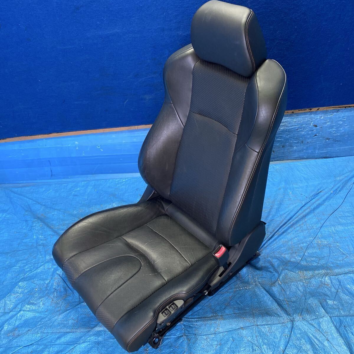 Yahoo!オークション - 日産 フェアレディZ Z33 純正 ドライバーズシー...