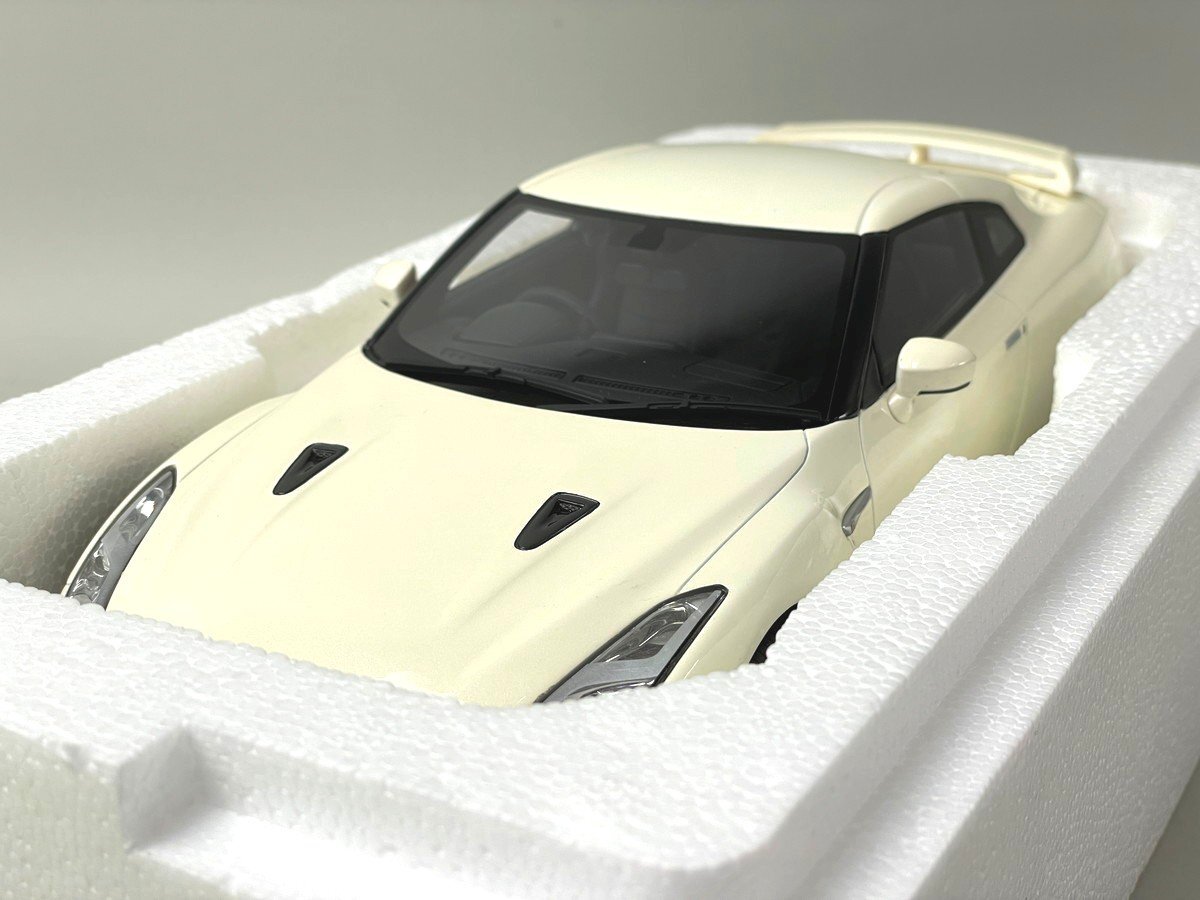 Yahoo!オークション - KYOSHO 京商 1/18 Nissan 日産 GT-R プレミアム...