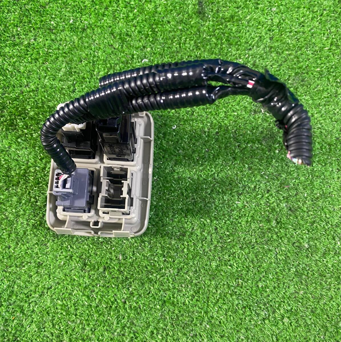 Yahoo!オークション - ZT-7198] 純正トヨタ アクア NHP10 ECO／EV