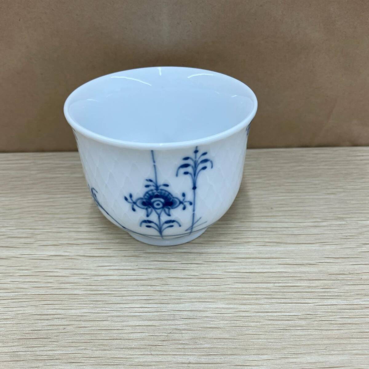 Yahoo!オークション - ROYALCOPENHAGEN B＆G 食器 3点セット i25110145