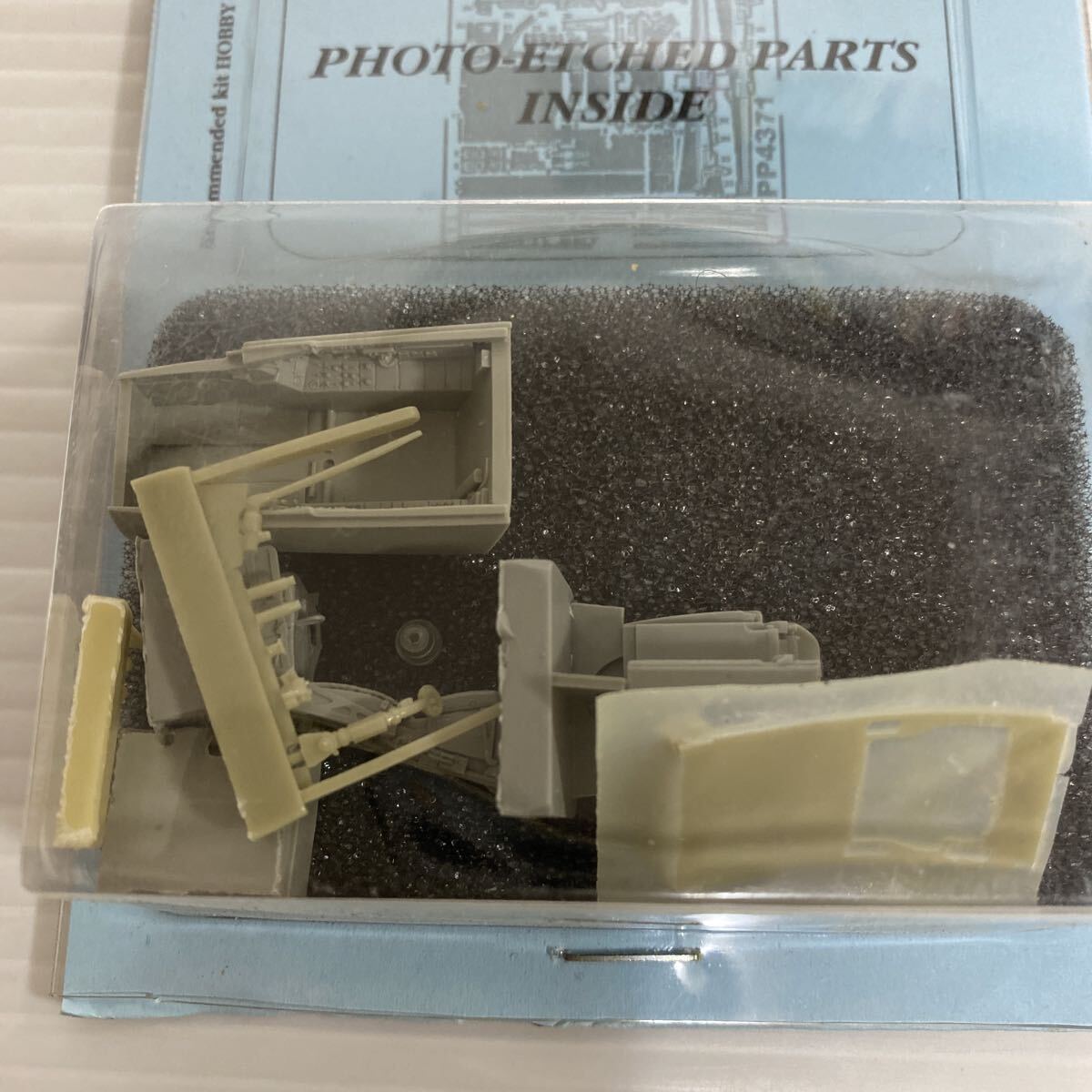 Yahoo!オークション - AIRES アイリス 4371 F/A-18A Hornet 1/48 Cockp...