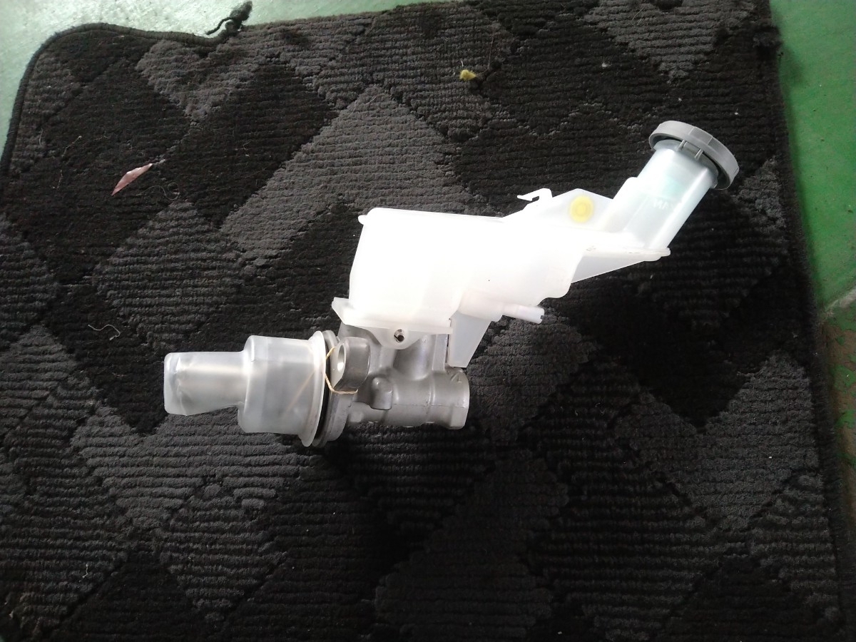 Yahoo!オークション - 新品 未使用 ZC32 ブレーキマスターシリンダーAS...