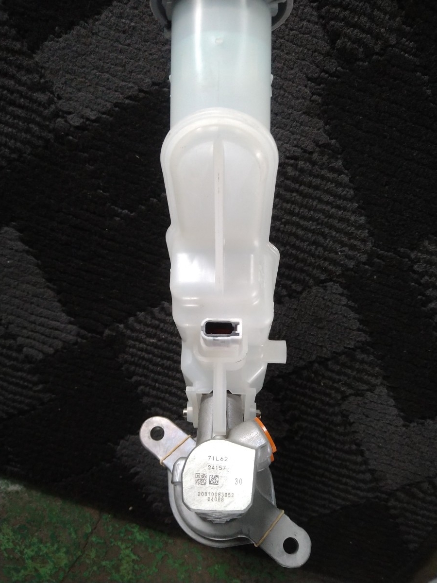 Yahoo!オークション - 新品 未使用 ZC32 ブレーキマスターシリンダーAS...