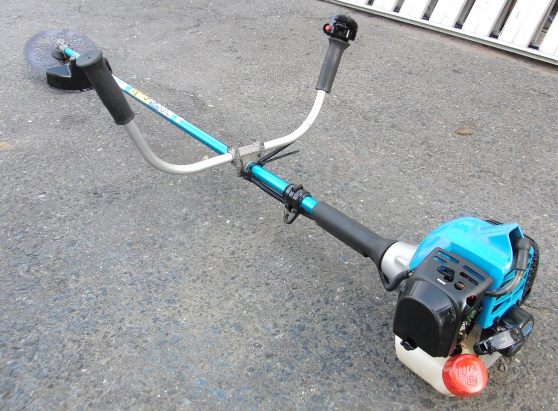 Yahoo!オークション - レア品良品 Shindaiwa 林業プロ御用達機 25cc 青...