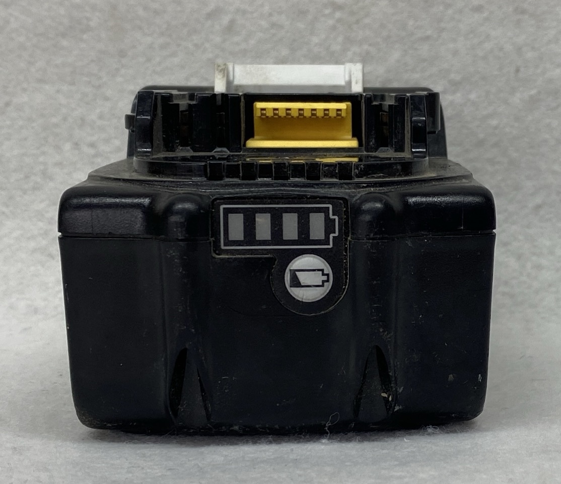 Yahoo!オークション - ＃2366 makita/マキタ バッテリ BL1830B DC18V 3...