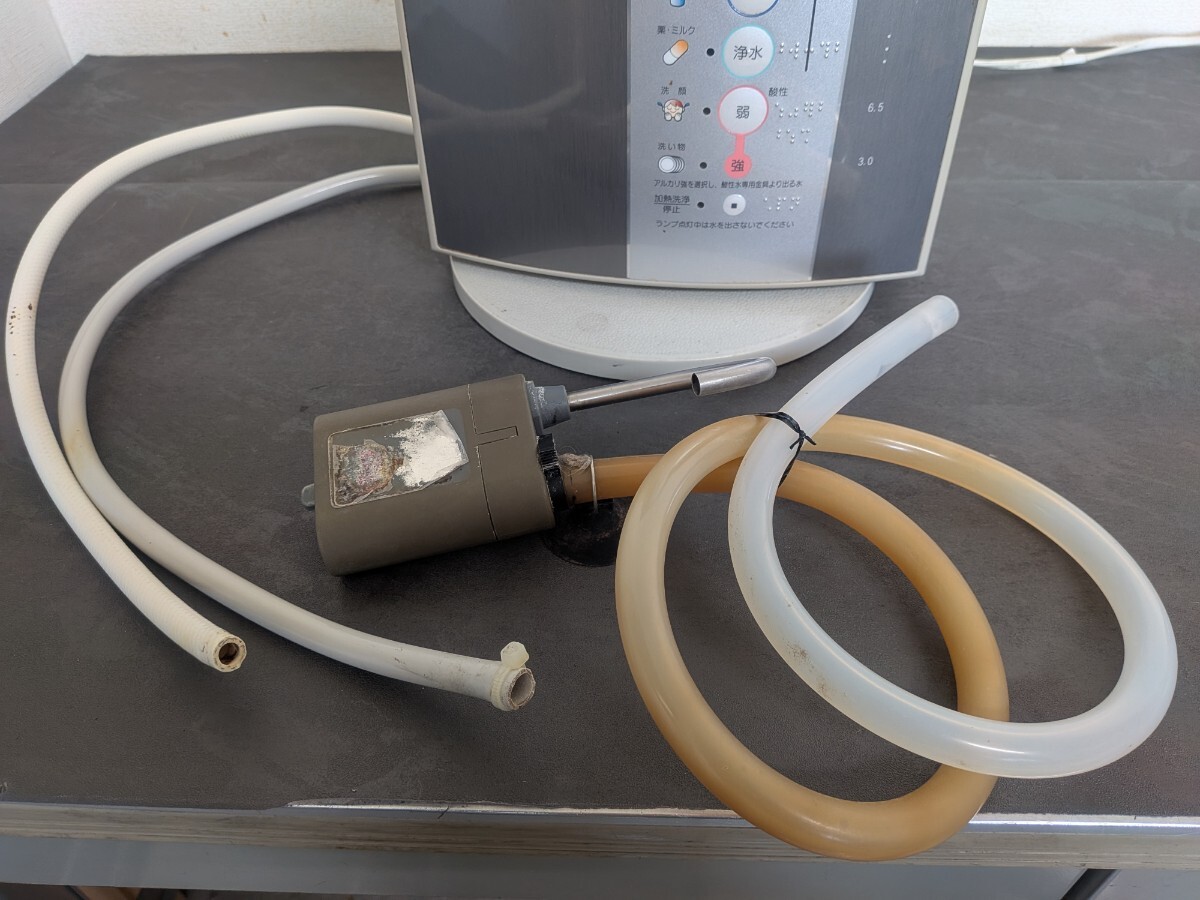 Yahoo!オークション - 9523 TOTO アルカリイオン整水器 alkali7 通電確...