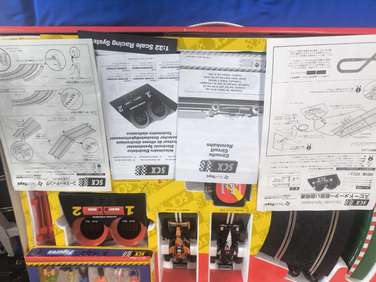 Yahoo!オークション - SCX製スロットカーコースフルセットに増設用コー...