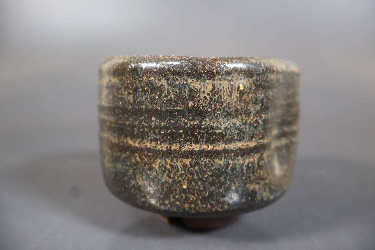 Yahoo!オークション - 【和】(A3736) 時代古作 作家物 黒釉茶碗 在銘有...