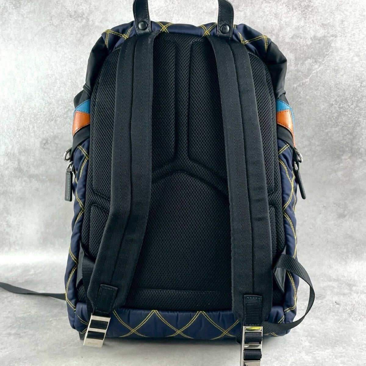 【樂淘letao】日本代購代標第一品牌－【美品】PRADA プラダ リュック バックパック バッグ メンズ ビジネス 三角ロゴ ナイロン サフィアーノ 総柄 レザー 本革 A4/PC 大容量