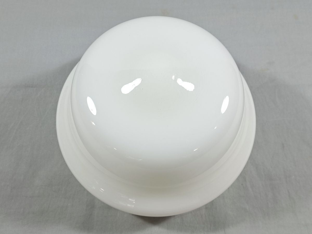 Yahoo!オークション - 当時物 乳白ガラス 電笠 電傘 ランプ シェード ...
