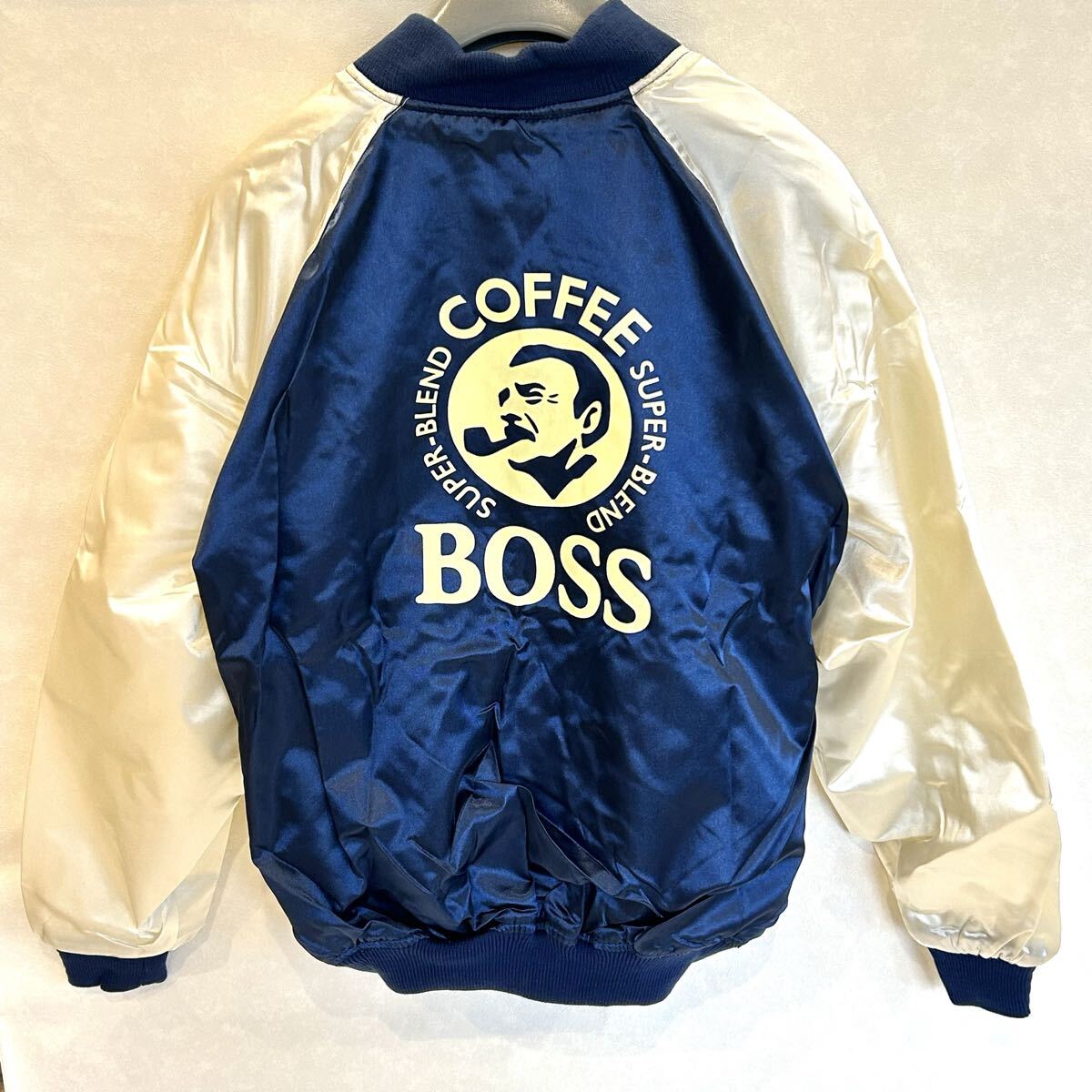 Yahoo!オークション - SUNTORY BOSS ボス スタジャン スカジャン 青 ブ...