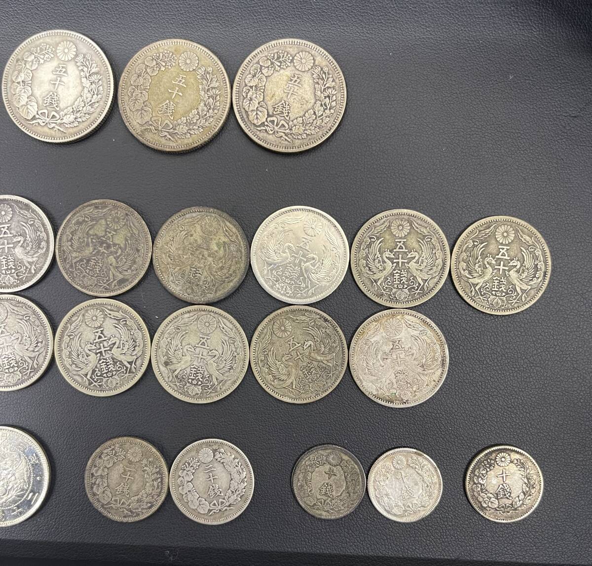 Yahoo!オークション - #381 古銭 銀貨 旭日50銭銀貨 小型50銭銀貨 旭日...