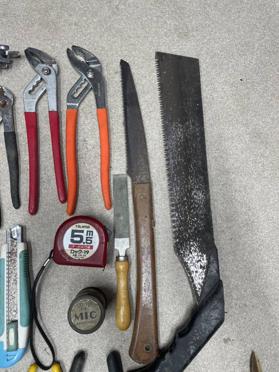 Yahoo!オークション - 【H166】大量 工具まとめ ノコギリ/ペンチ/プラ...