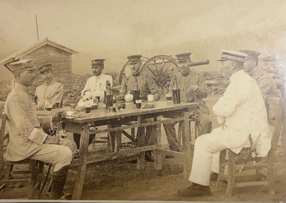 【樂淘letao】日本代購代標第一品牌－珍品 大正期 台湾守備隊 台湾駐屯軍 関連写真 「 台湾 ガオガン蕃地 バロン山 砲陣地 会合写真 」台湾歩兵第一連隊 古写真 台湾総督府