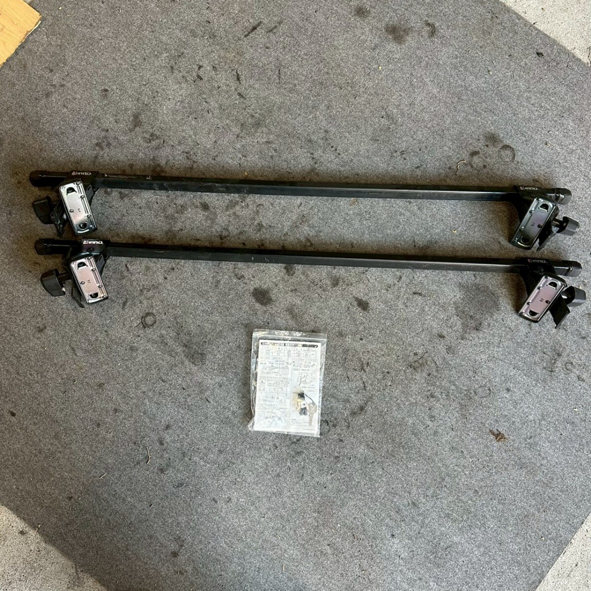 Yahoo!オークション - INNO ルーフキャリア キャリアセット 鍵あり ス...