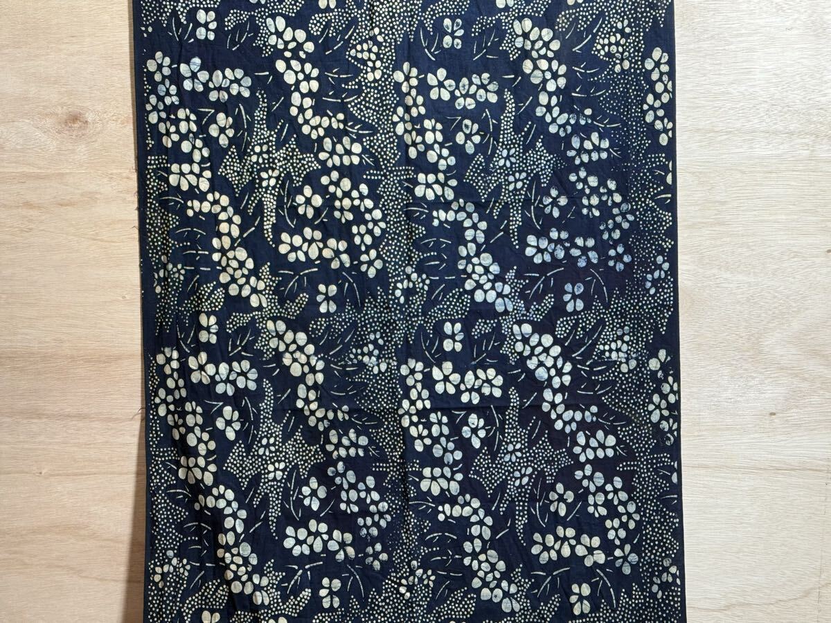 Yahoo!オークション - 【古布】藍染 2幅 襤褸 壊古 ボロ 継ぎ接ぎ ツギ...