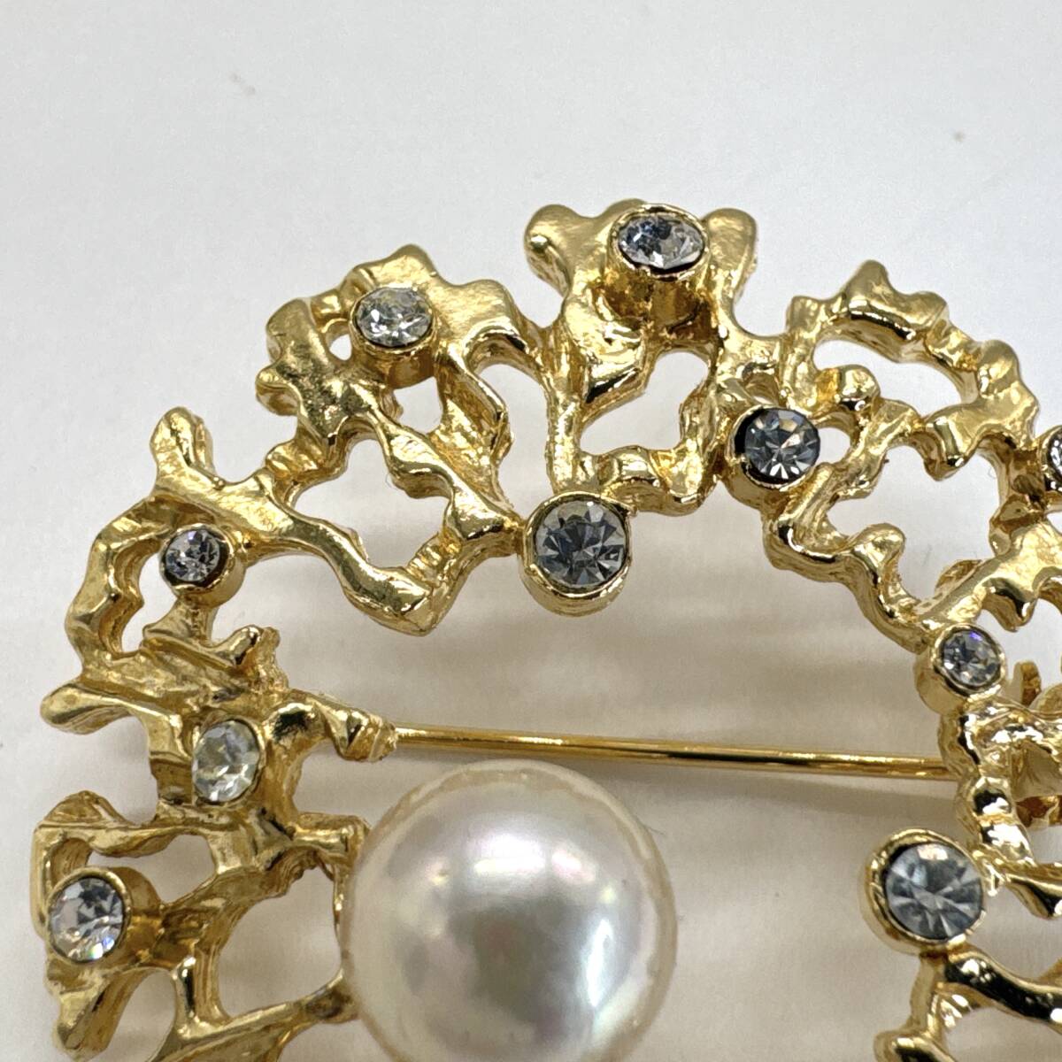 Yahoo!オークション - pierre balmain ピエールバルマン ブローチ ゴー...